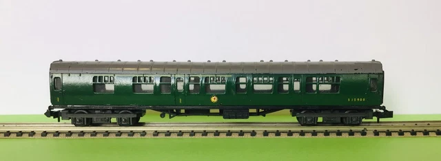 MINITRIX (2925) - N Gauge British Railways Mark 1 Coach, Southern ...