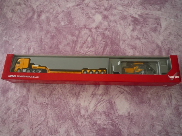 HERPA 313421 MB Actros Schwertransport mit Fertiger Max Bögl 1:87 in ... HERPA 313421 MB Actros Schwertransport mit Fertiger Max Bögl 1:87 in ...