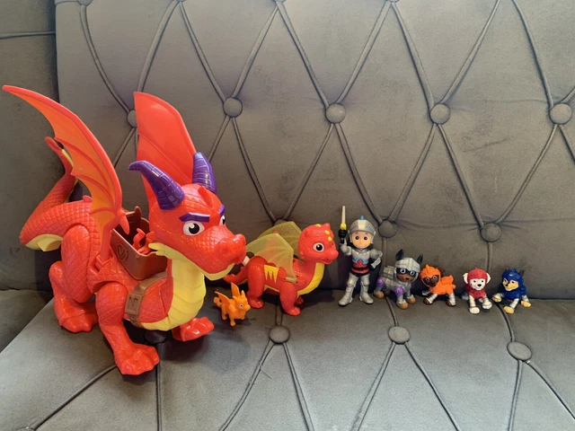 PAW PATROL RESCUE Knights Sparks the Dragon & Flame Knight Ryder Figure ...