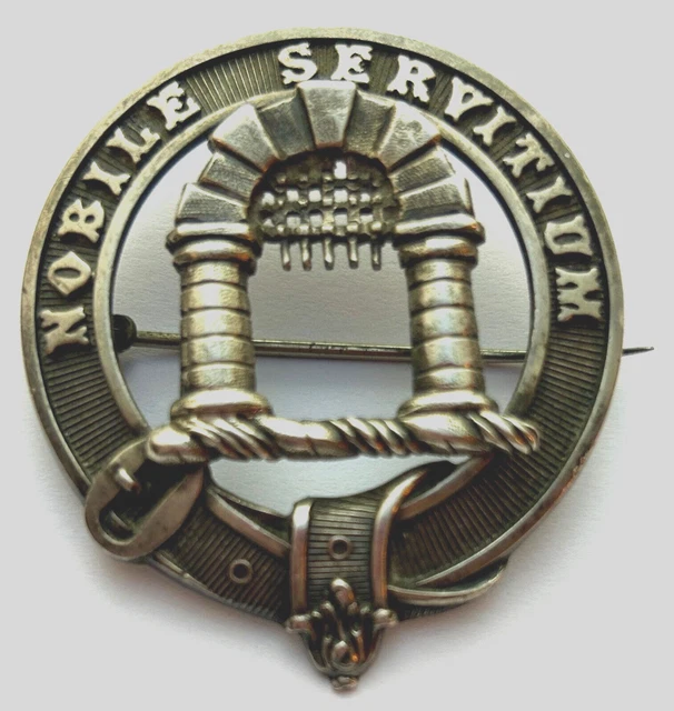 ANTIQUE MACKAY CUNNINGHAM & Co of Edinburgh Clan Spalding Silver Brooch ...