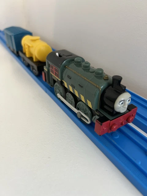 TOMY TRACKMASTER THOMAS the tank engine motorised Porter train with trucks £15.00 - PicClick UK