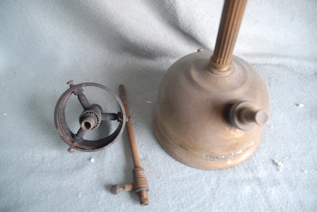 ANTIQUE TILLEY TL10 Table Lamp With Corinthian Column £42.30 - PicClick UK