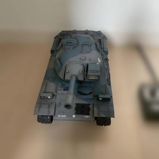 KYOSHO JAPAN GROUND Self-Defense Force Type 74 Tank Weathering ...