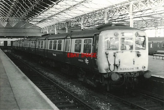 PHOTO CLASS 502 3-Car Emu At Southport Nos M28323M M29566M M29877M Grey ...