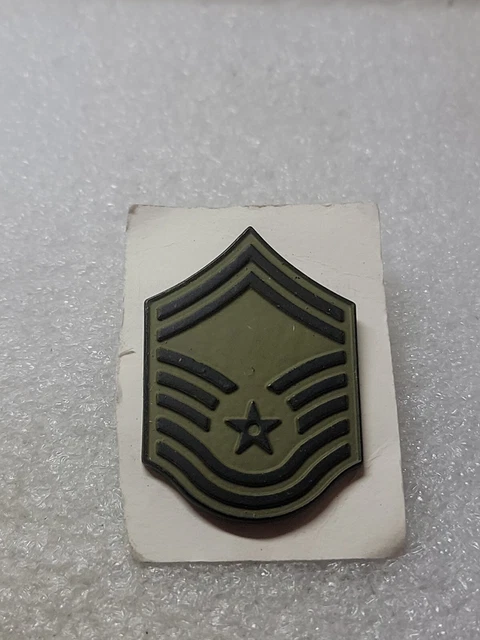USAF AIR FORCE Senior Master Sergeant Rank Insignia Badge NEW ON CARD ...