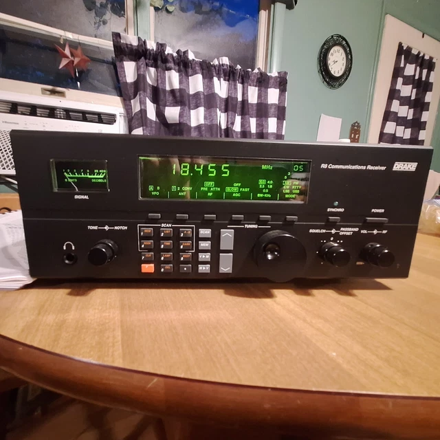 DRAKE R8 SHORTWAVE AM SSB Ham Radio Communications Receiver READ $400. ...