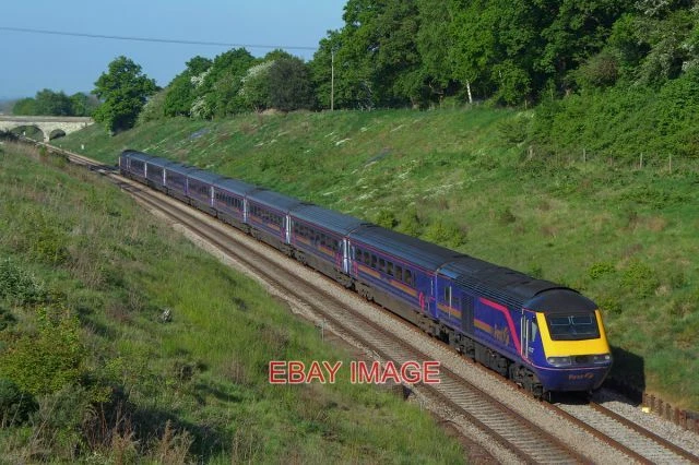 PHOTO CLASS 43 Hst First Livery At Rawlings Farm Main London - Bristol ...