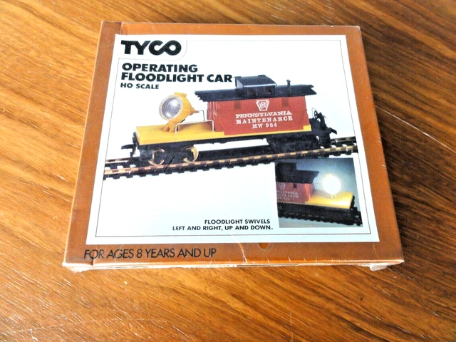 TYCO MODEL RAILWAY No. 347 Operating Floodlight car NOS kit $75.00 ...