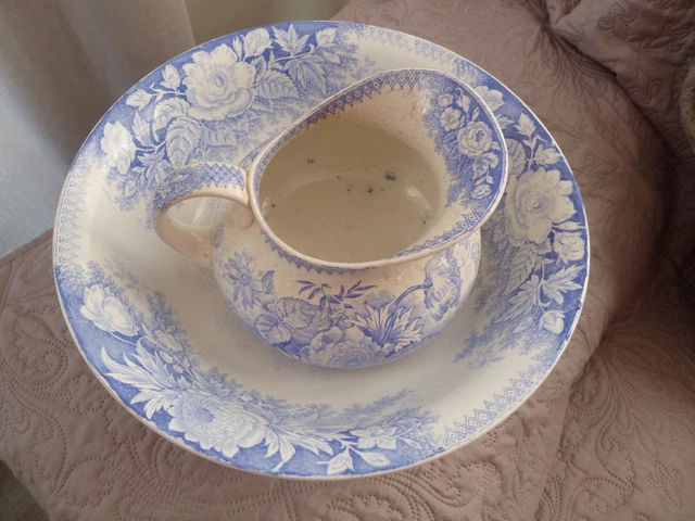 ANCIEN BROC ET cuvette toilette U et C Sarreguemines modèle Jardinière ...