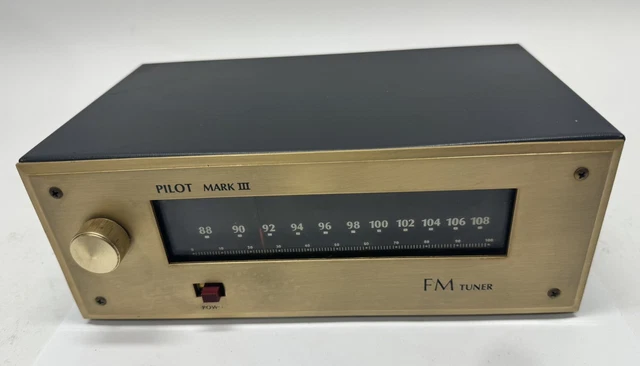 PILOT RADIO CORP. Mark III AM FM Tuner Black&Gold Vintage HiFi Tube ...