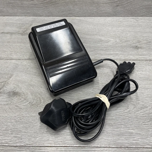 SEWING MACHINE FOOT Pedal Controller TJC-210 Power Supply Tested £22.99 ...