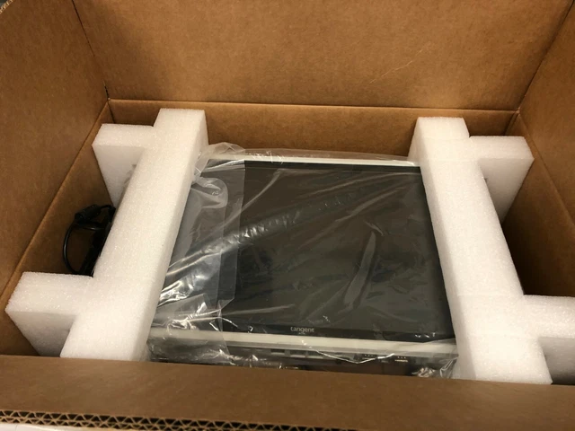 TANGENT MEDIX T22B AiO Core i7-3517UE 1.7GHz/8GB/128GB SSD 21.5in TF ...