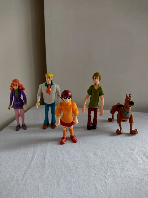 SCOOBY DOO FIGURE Bundle Complete Hanna Barbera Mystery Solving Crew ...