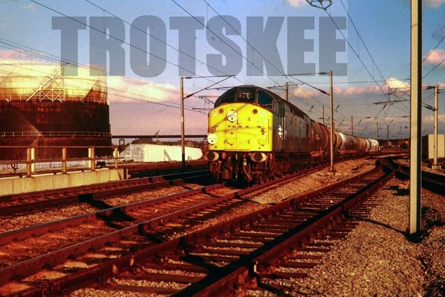 35MM SLIDE BR British Rail Diesel Loco Class 40 40118 Wigan 1974 ...