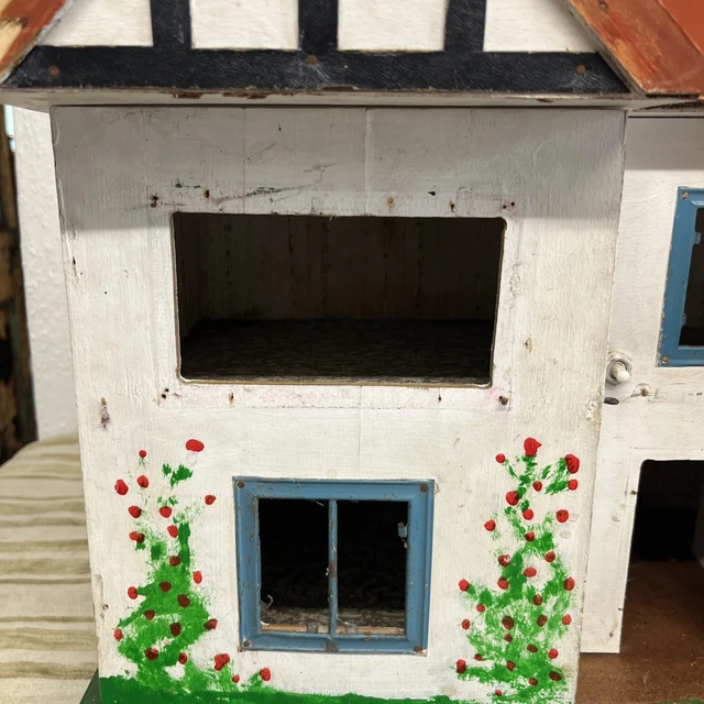 LARGE VINTAGE TUDOR Style Wooden Dolls House W/ 4 Rooms For Renovation ...