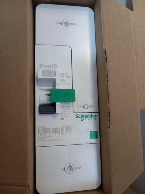 DISJONCTEUR DIFFÉRENTIEL DE Branchement 2 Pôles Resi9 DB60 R9E10260 Schneider EUR 55,00 ...