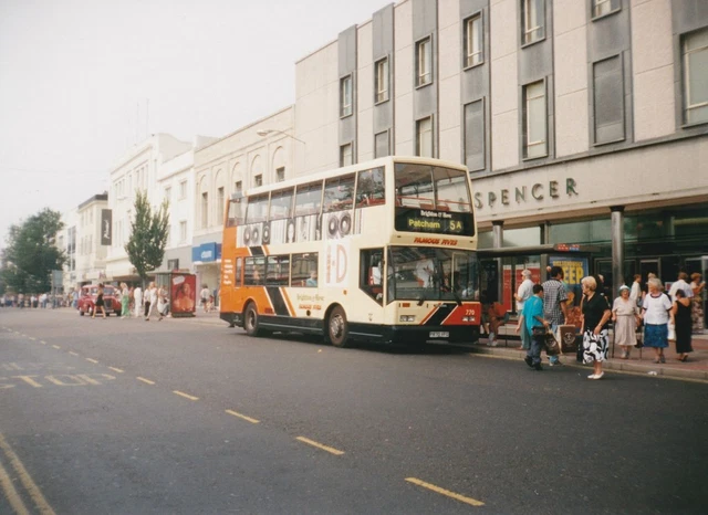 BUS PHOTO - Bus N113/East Lancs Cityzen Churchill Square Brighton c1997 ...