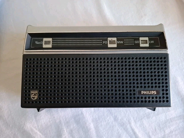 PHILIPS 90RL 120 vintage transistor radio, 1970. Original working ...