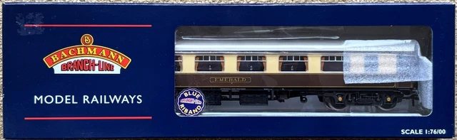 BACHMANN 39-290 BR Mk1 FP Pullman First (with Lighting) 'EMERALD' £39. ...