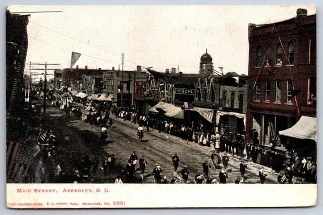 ABERDEEN SD~MAIN STREET Parade Crowd~Military Band~Floats~Patriotic ...