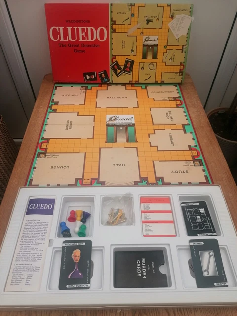 VINTAGE CLUEDO BOARD game by John Waddington 1972 Complete & Excellent ...