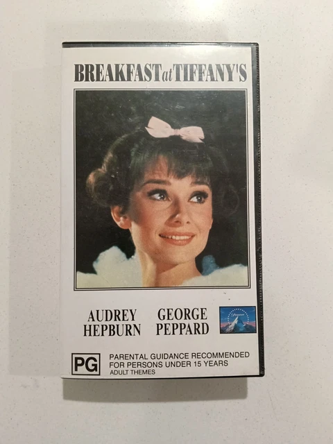 BREAKFAST AT TIFFANY'S VHS Vintage Audrey Hepburn And George Peppard ...