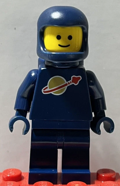 LEGO DARK BLUE Torso Classic Spaceman Astronaut Minifigure READ ...