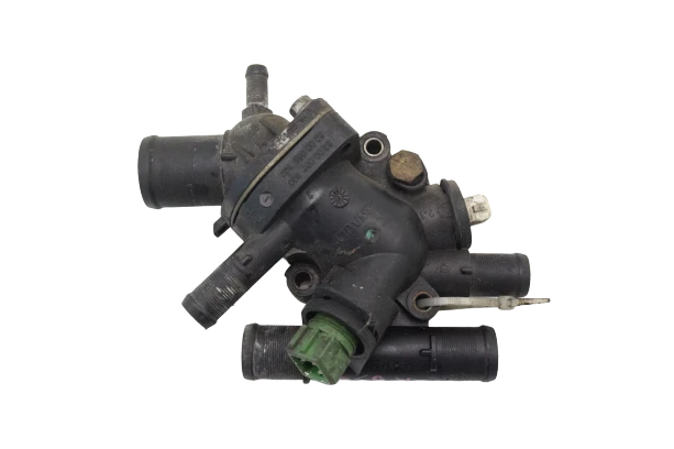 BOITIER THERMOSTAT D'EAU MOTEUR 7701474249 8200065392 Renault 1.9D EUR ...