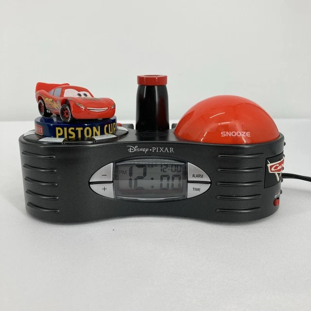 DISNEY PIXAR CARS Light Up Projection Alarm Clock Lightning McQueen ...