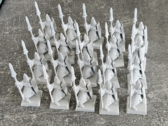 GAMES WORKSHOP WARHAMMER High Elves Elf Spearmen Plastic X20 EUR 26,32 ...