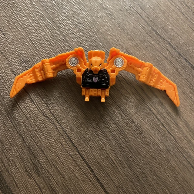 TRANSFORMERS SIEGE SOUNDWAVE Cassette Transformer Wingthing Spy Patrol ...