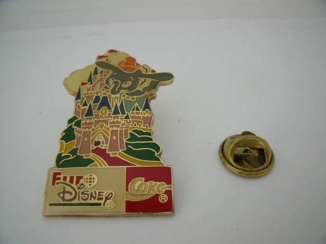 PIN'S PINS PIN Badge Walt Disney Euro Disney DUMBO COCA-COLA Chateau ...