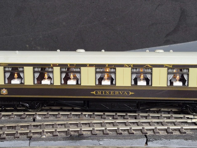 HORNBY SUPER Detail 8 Wheel Pullman Coach - Minerva - With Table Lights ...