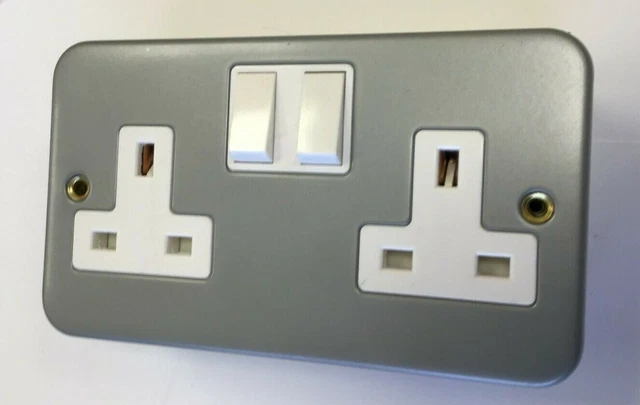 METAL CLAD DOUBLE SWITCH SOCKET 13a 2 GANG METAL SOCKET CLICL036 £10.59 - PicClick UK