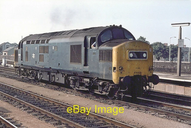 PHOTO RAILWAY 6X4 Class 37 37280 Light Engine at Cardiff c1981 £2.00 ...