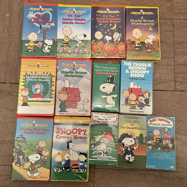 13 VHS TAPES Lot - Peanuts Charlie Brown Snoopy Classic Holiday Titles & More £46.72 - PicClick UK