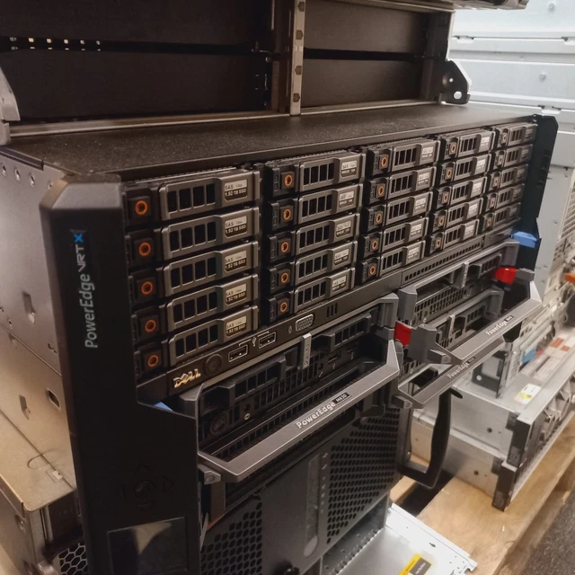 DELL POWEREDGE VRTX Server SFF Blades 2xM630 1xM640 processo 2x2650V4 ...
