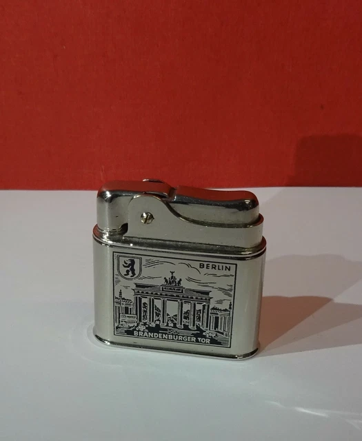 ALTES EVEREADY BENZINFEUERZEUG Lighter BERLIN Brandenburger Tor Rarität ...