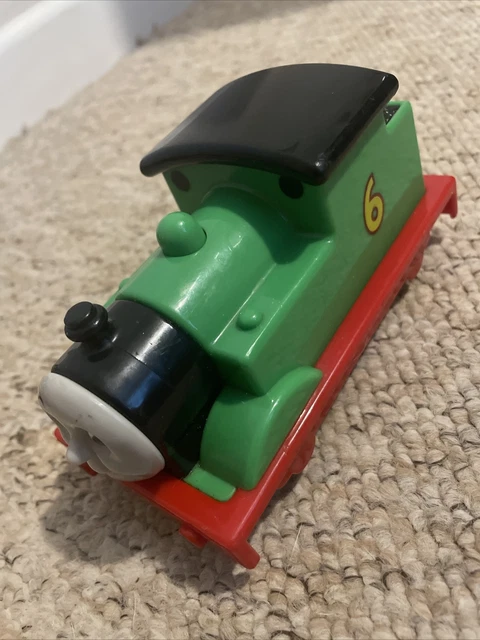 THOMAS THE TANK Engine Push Along Percy Golden Bear EUR 2,44 - PicClick FR