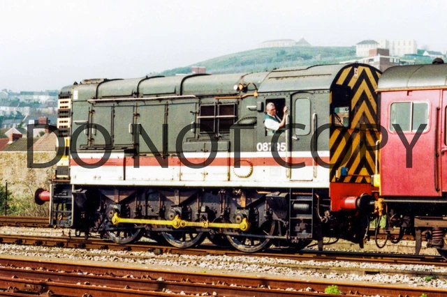 UK DIESEL TRAIN Railway Photograph Of Class 08 08795. Rm08-359 £1.70 ...