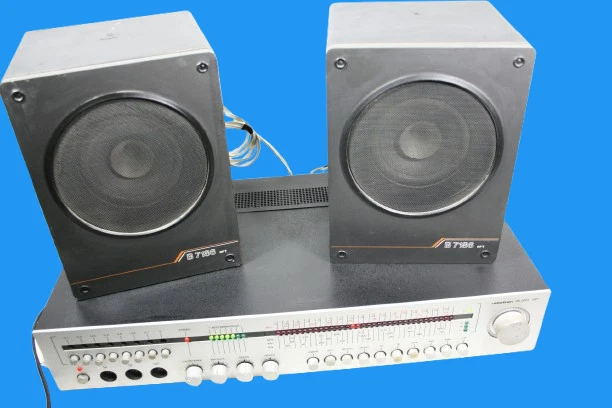 DDR- RFT ROBOTRON Radio/Tuner RS 5001 HiFi System, 2 Boxen B7186, EUR ...