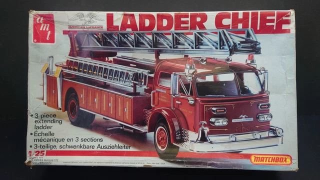 AMT LEFRANCE FIRE Truck - 1/25 Scale Model Kit Collection Lot 39 £23.95 ...