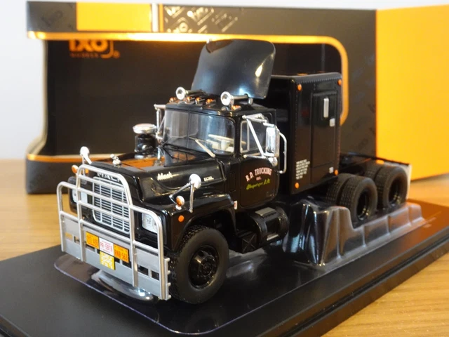 IXO RUBBER DUCK Convoy (1978 Film) Mack R Series 1966 Truck Cab Model ...