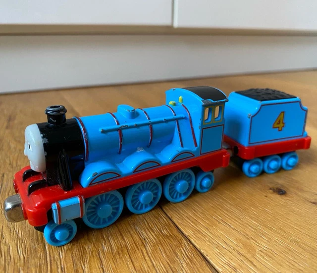 THOMAS THE TANK Engine & Friends - GORDON Diecast Toy Train with Tender ...