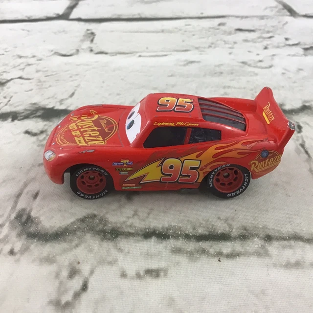 DISNEY PIXAR CAS Lightning McQueen Red 3” Race Car Vehicle Mattel £7.64 ...