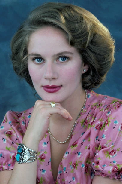 DOMINIQUE SANDA POSES In Studio French Model Actress 1977 OLD PHOTO 4 ...