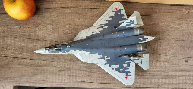 BUILT SU-57 RUSSIAN Stealth Fighter 1:72 Finished & Painted Model £79. ...