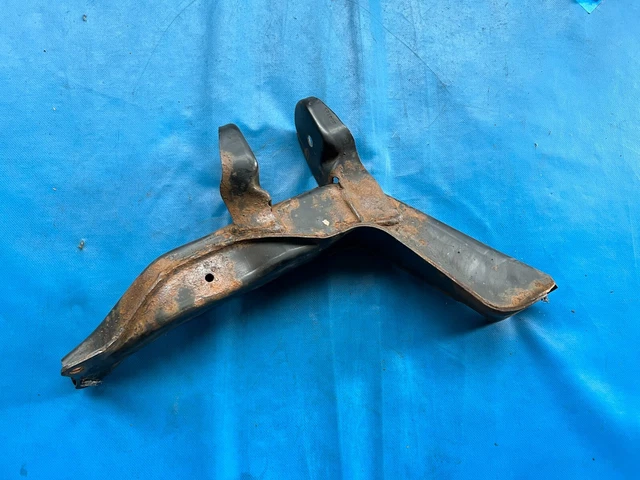 ROVER 100/METRO RIGHT Side Front Subframe Crossmember Engine Mount EUR ...