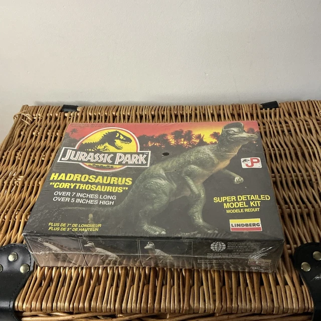 JURASSIC PARK HADROSAURUS "CORYTHOSAURUS" Model Kit By Lindberg ©1993 ...