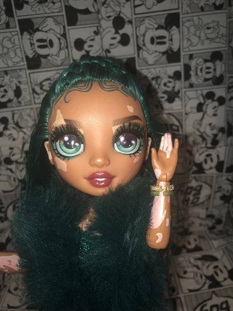 RAINBOW HIGH JEWEL Richie Emerald Green Fashion Doll with Vitiligo £36. ...